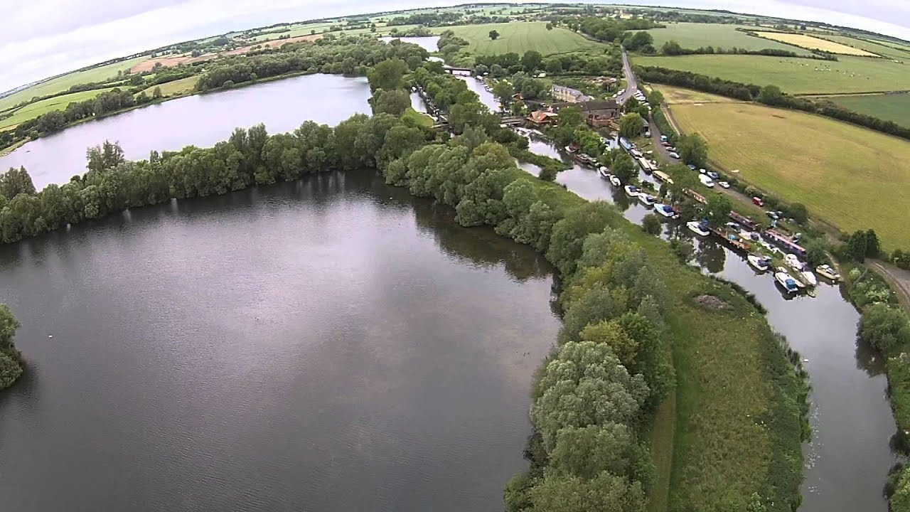 Ringstead lakes & locks. - YouTube