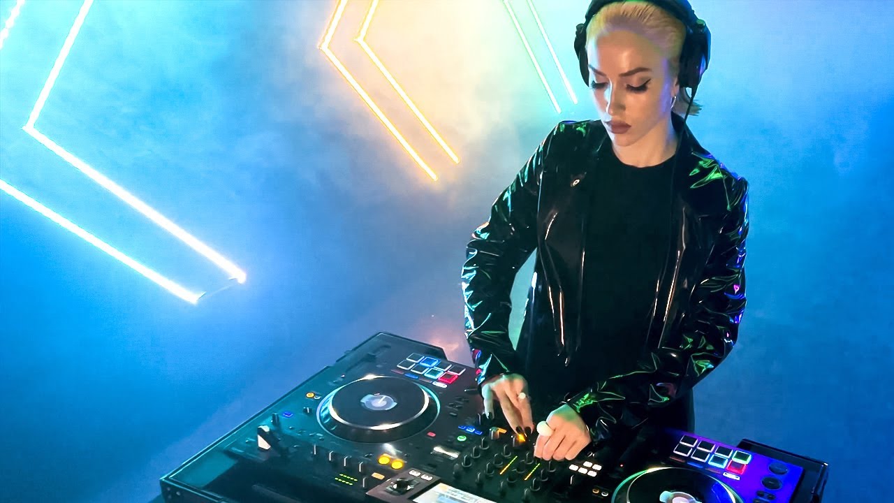 ARi - Metasin Live Series Ep. 004 [Melodic Techno Progressive House Mix ...