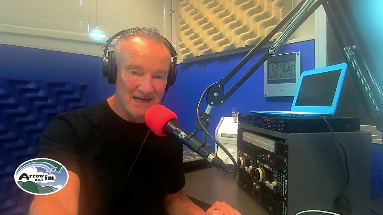 Jazz Club with Alex Nyman - (Arrow FM) - YouTube