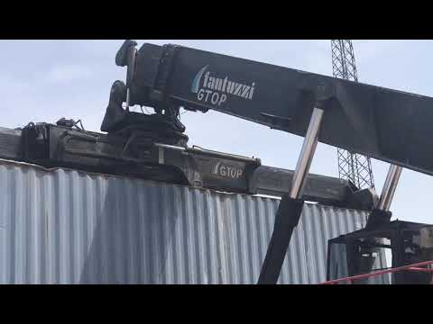 Fantuzzi CS45KL Reach Stacker Container Handler for Sale in Karachi ...