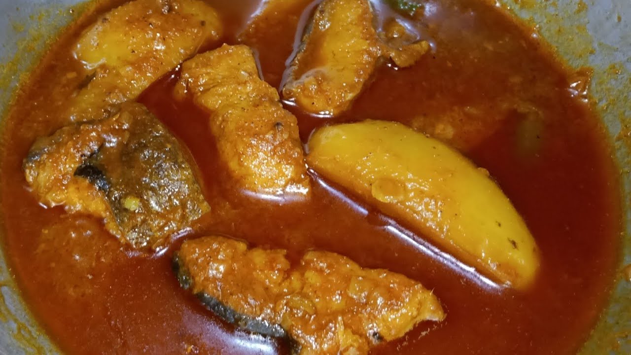 Boal Macher jhol.Boal Fish Curry . - YouTube