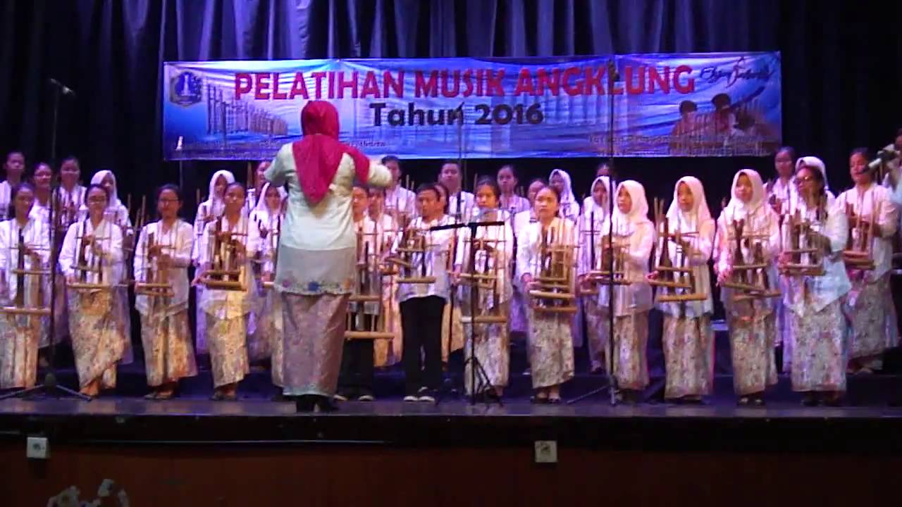 Angklung SMP Negeri 86 - Rame-Rame - YouTube