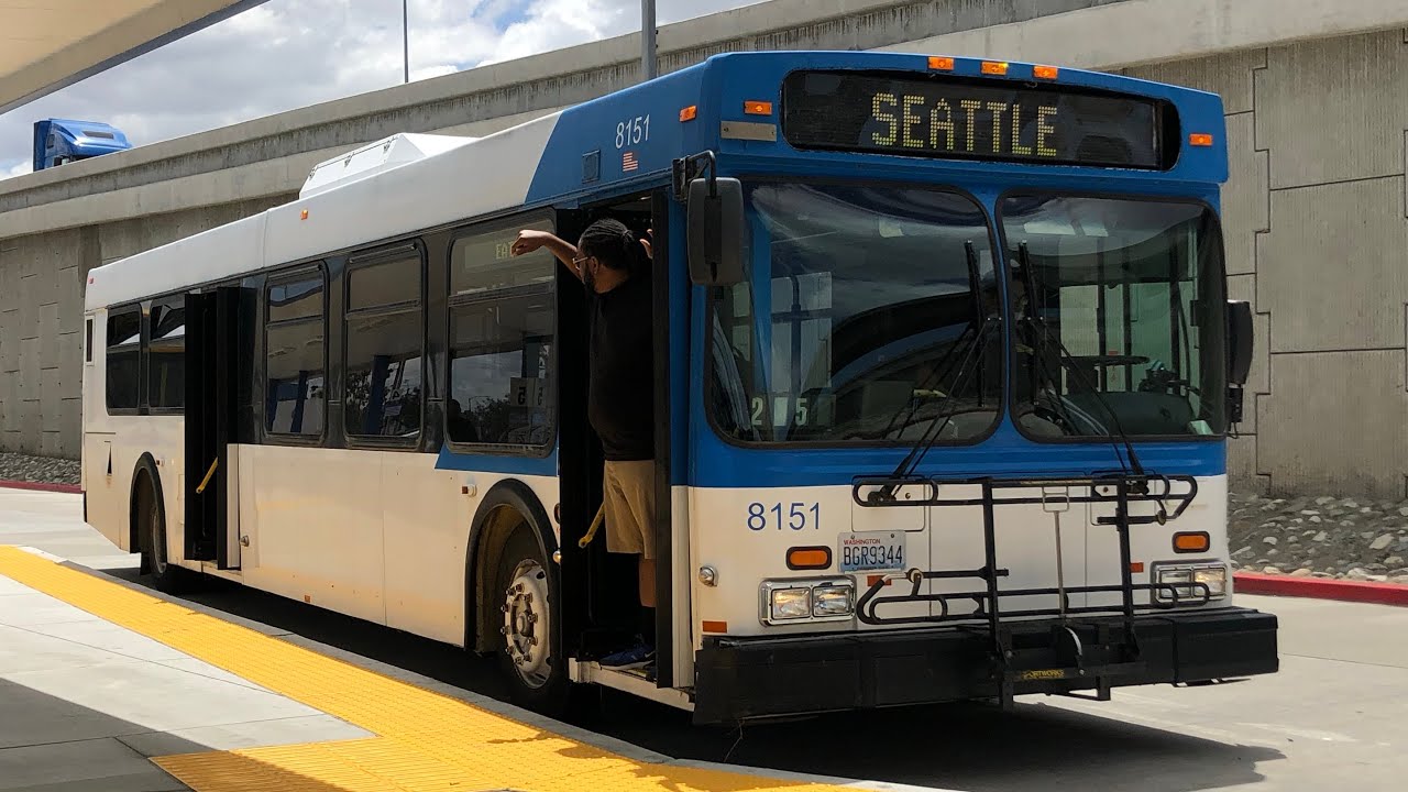 (SPECIAL) Ex-Community Transit 1998 New Flyer D40LF #8151 - YouTube