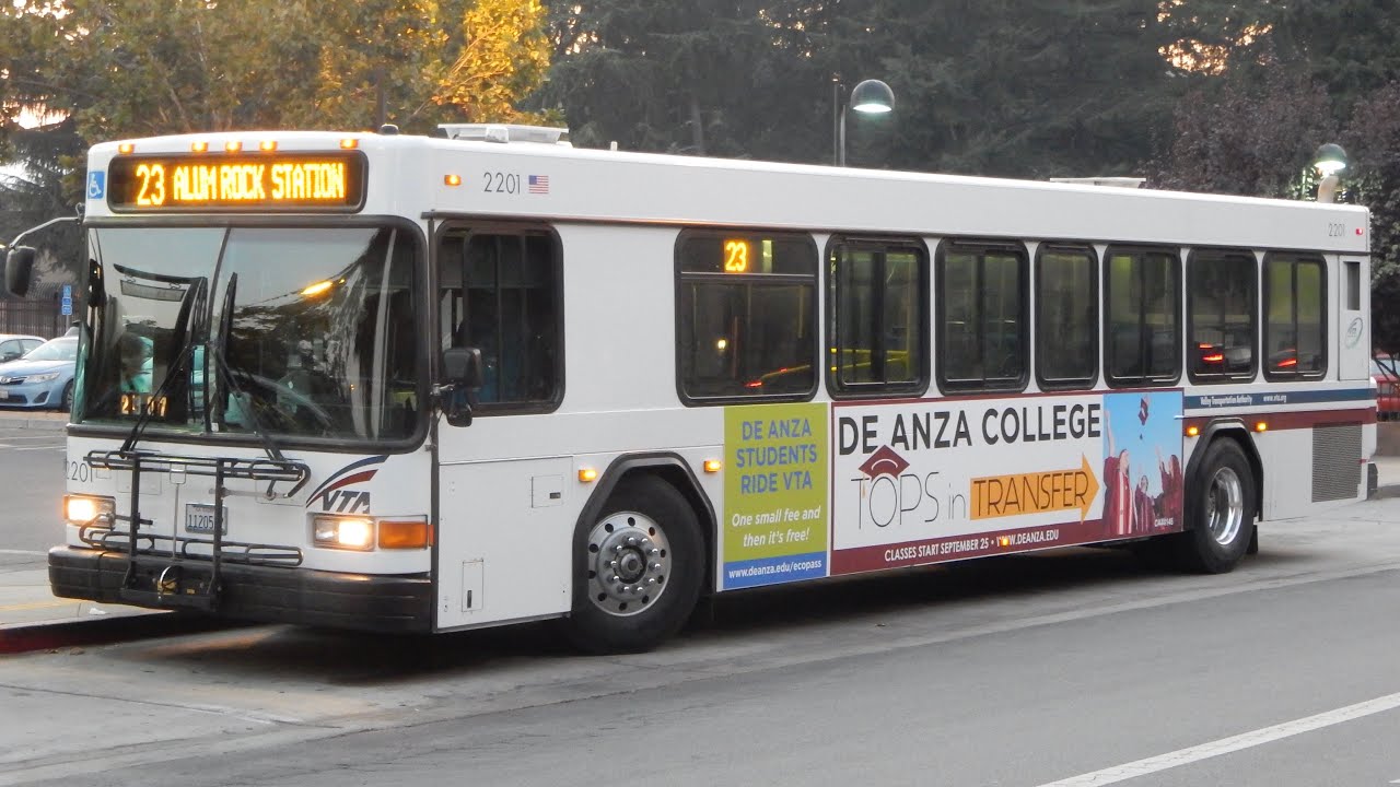 BASSY ISL - 2002 Gillig Low Floor - Santa Clara VTA Bus 2201 - Route 23 ...