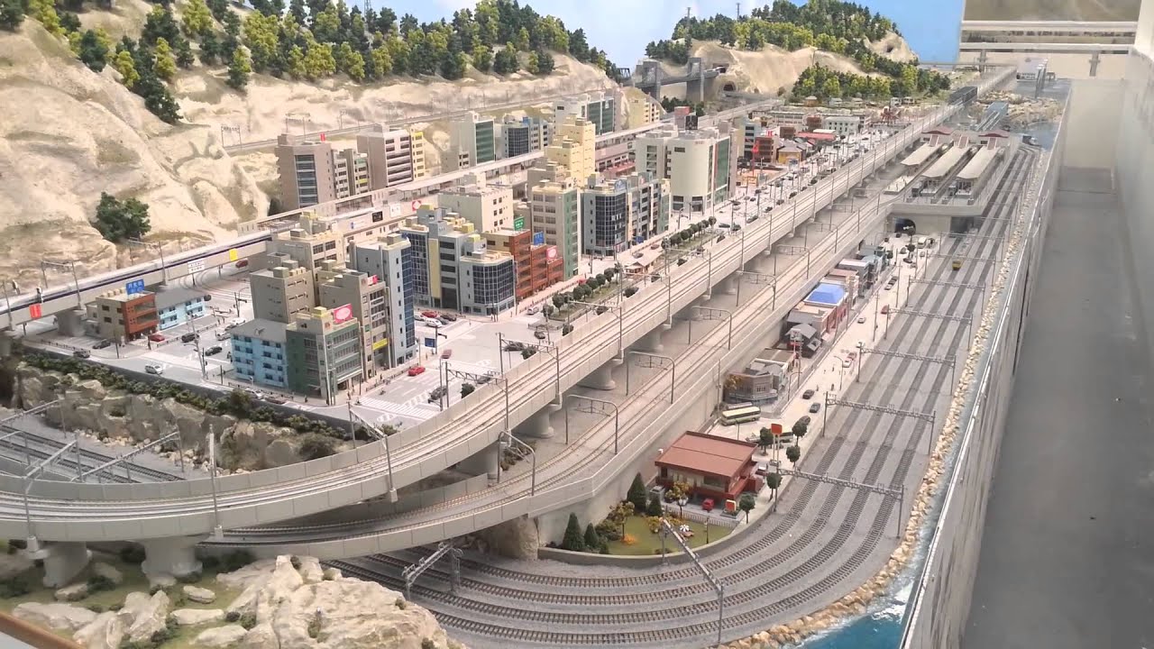 Wroxham Japanese model train layout - YouTube