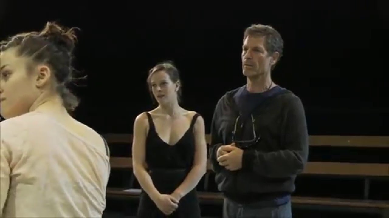 Mr. Gaga - Deleted Scenes / Ohad Naharin explains the Groove to dancers ...