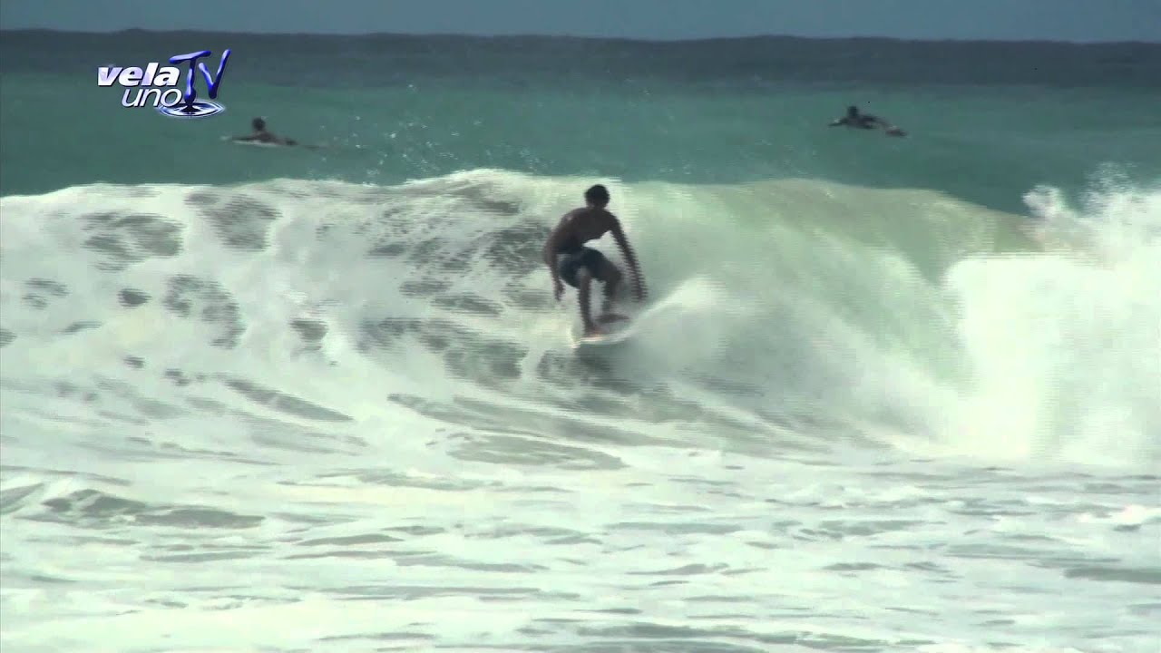 Surfing Gas Chamber y Manglitos 14/2/12 - YouTube