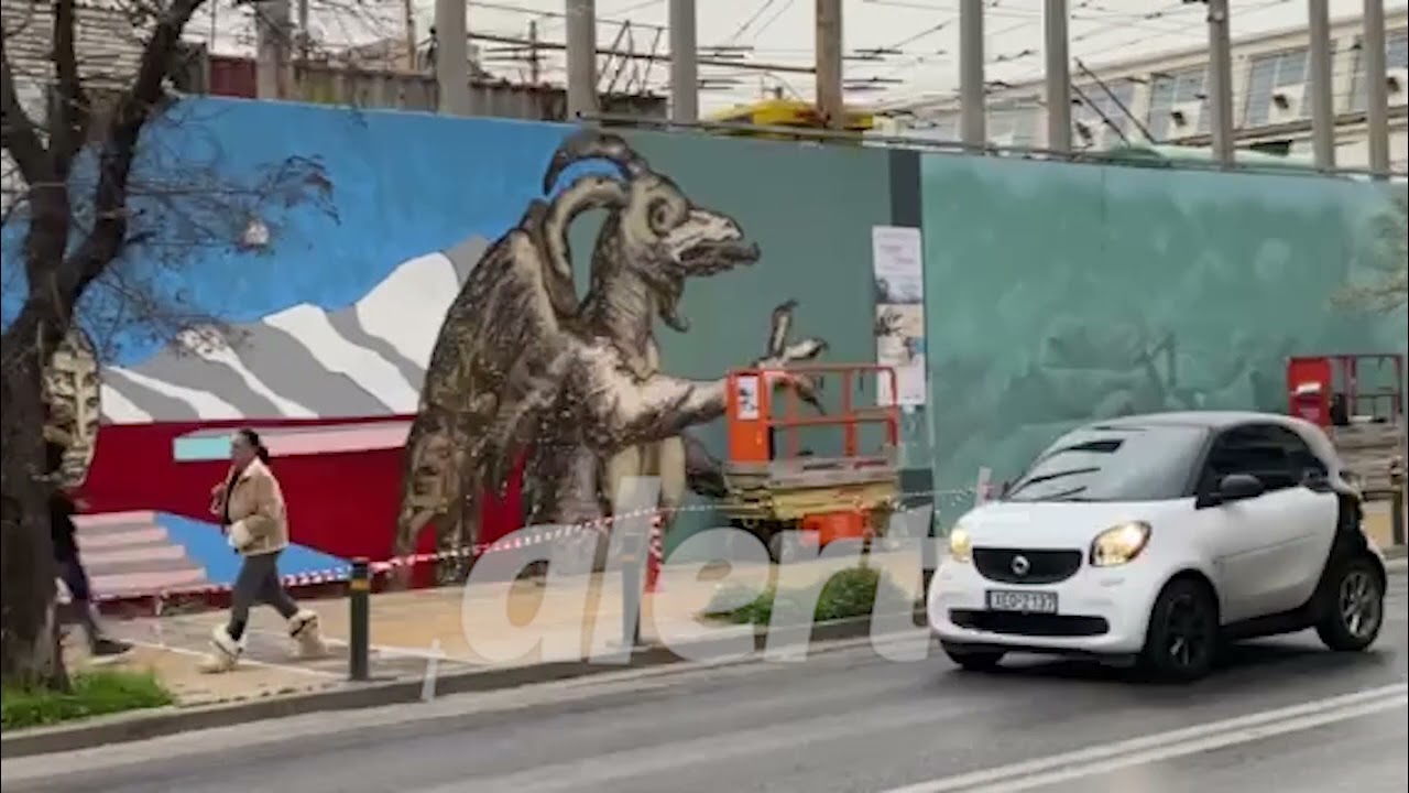 ΘΑ ΜΑΣ ΚΑΨΕΙ Ο ΘΕΟΣ ΖΩΓΡΑΦΙΣΑΝ ΜΕ ΓΚΡΑΦΙΤΙ ΤΟΝ ¨ΕΞΩ ΑΠΟ ΕΔΩ¨ ΚΑΙ Ο ...