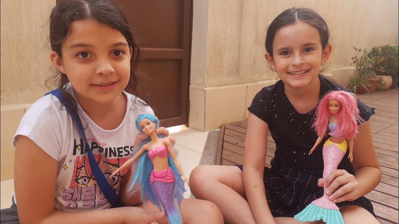 CUIDANDO DO CABELO DAS BARBIES COM A MINHA AMIGA SOFIA 💕 - YouTube