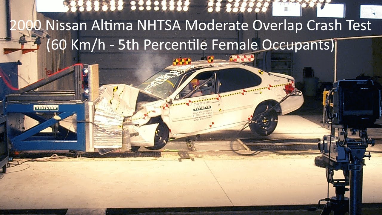 2000-2001 Nissan Altima NHTSA Moderate Overlap Crash Test (60 Km/h ...