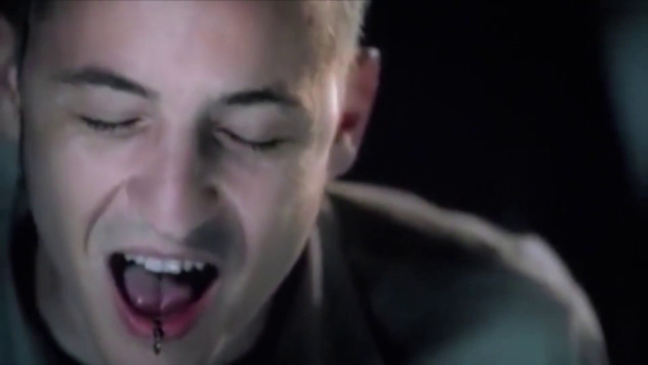Linkin Park - In The End - AMV - dnE ehT nI - kraP nikniL ...