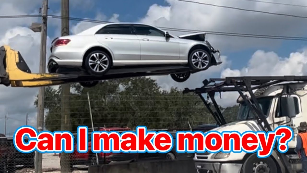 Buying another crashed car from the auction to make money. - YouTube