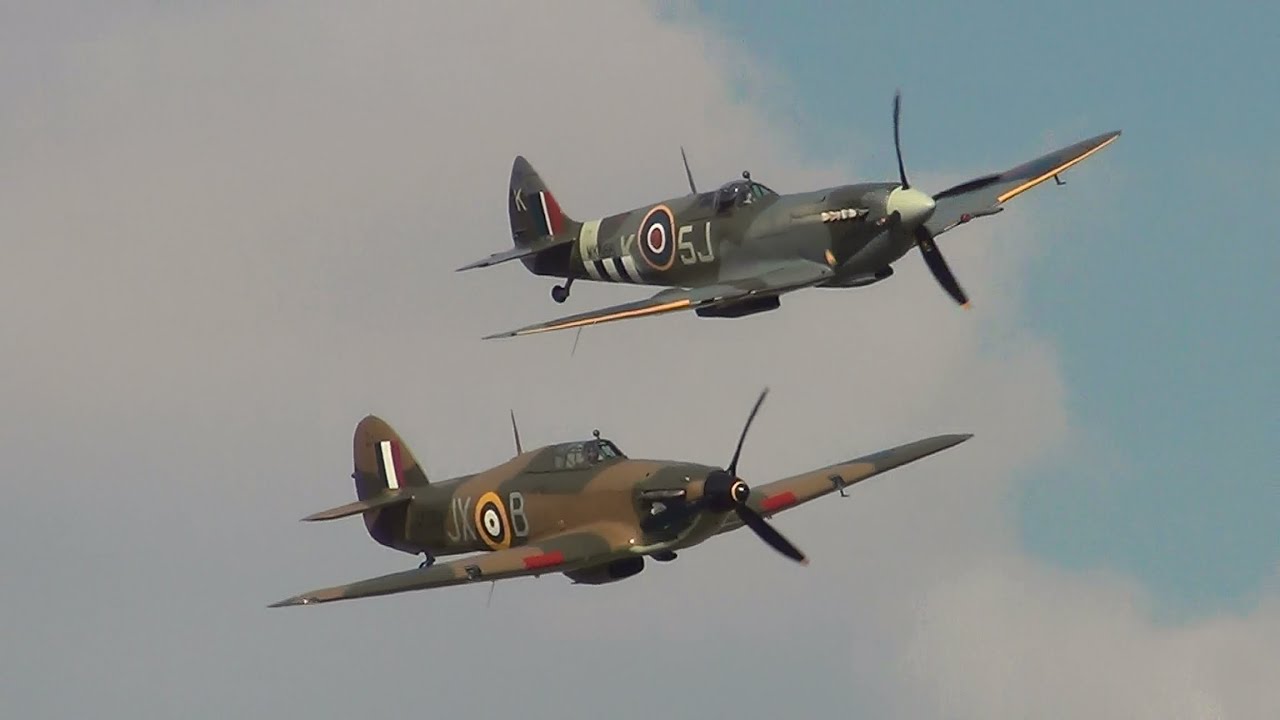 BBMF Spitfire and Hurricane at Old Warden 7th September 2014 - YouTube