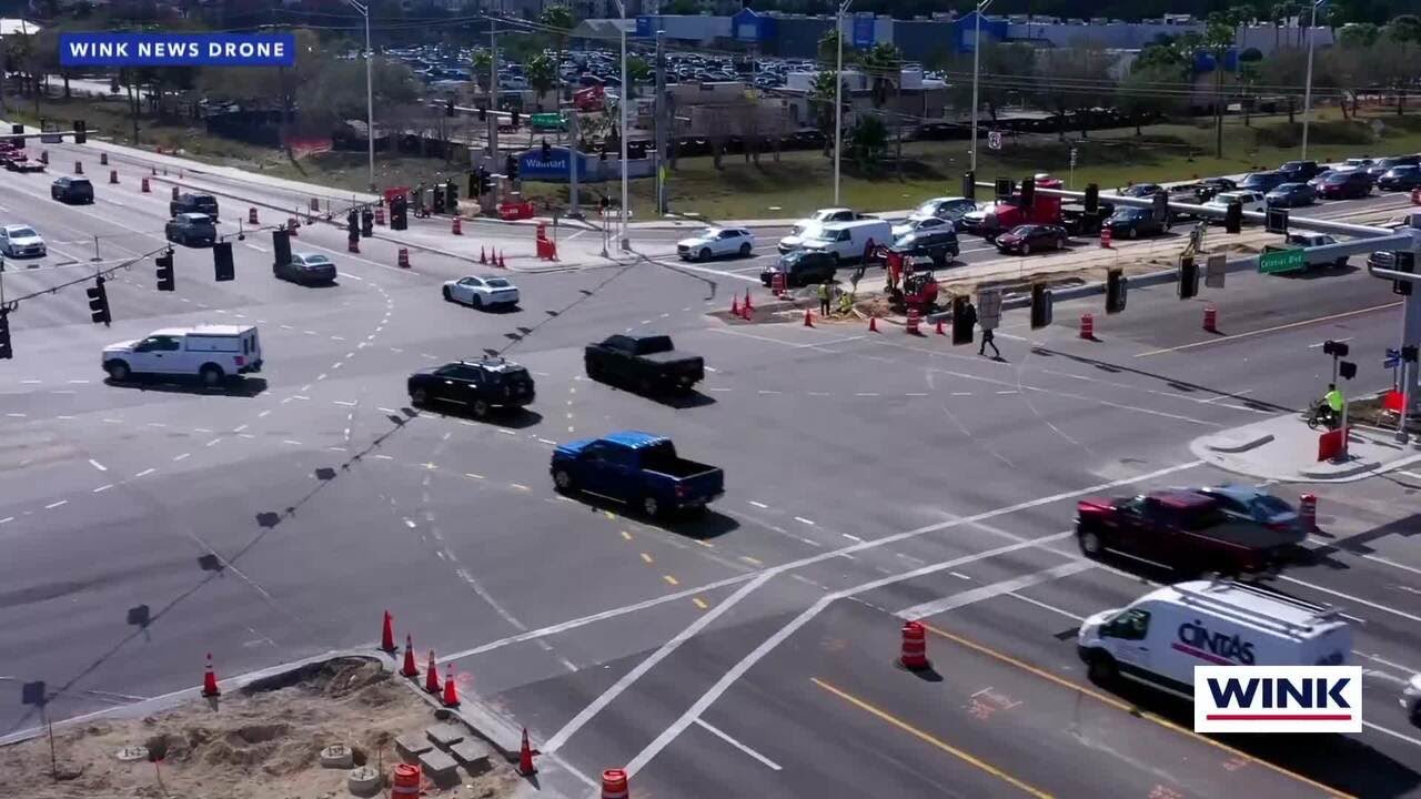 Drivers react to newly opened intersection on Colonial Blvd. - YouTube