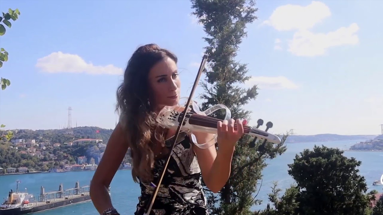 Classic Violinist e 2 - YouTube