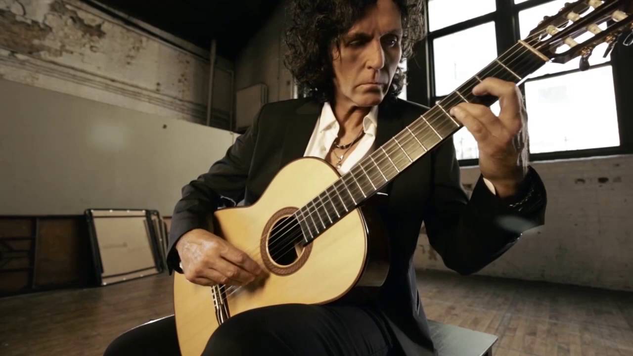 ROBERT ANKNER-BACH IN E MINOR FOR SOLO GUITAR - YouTube