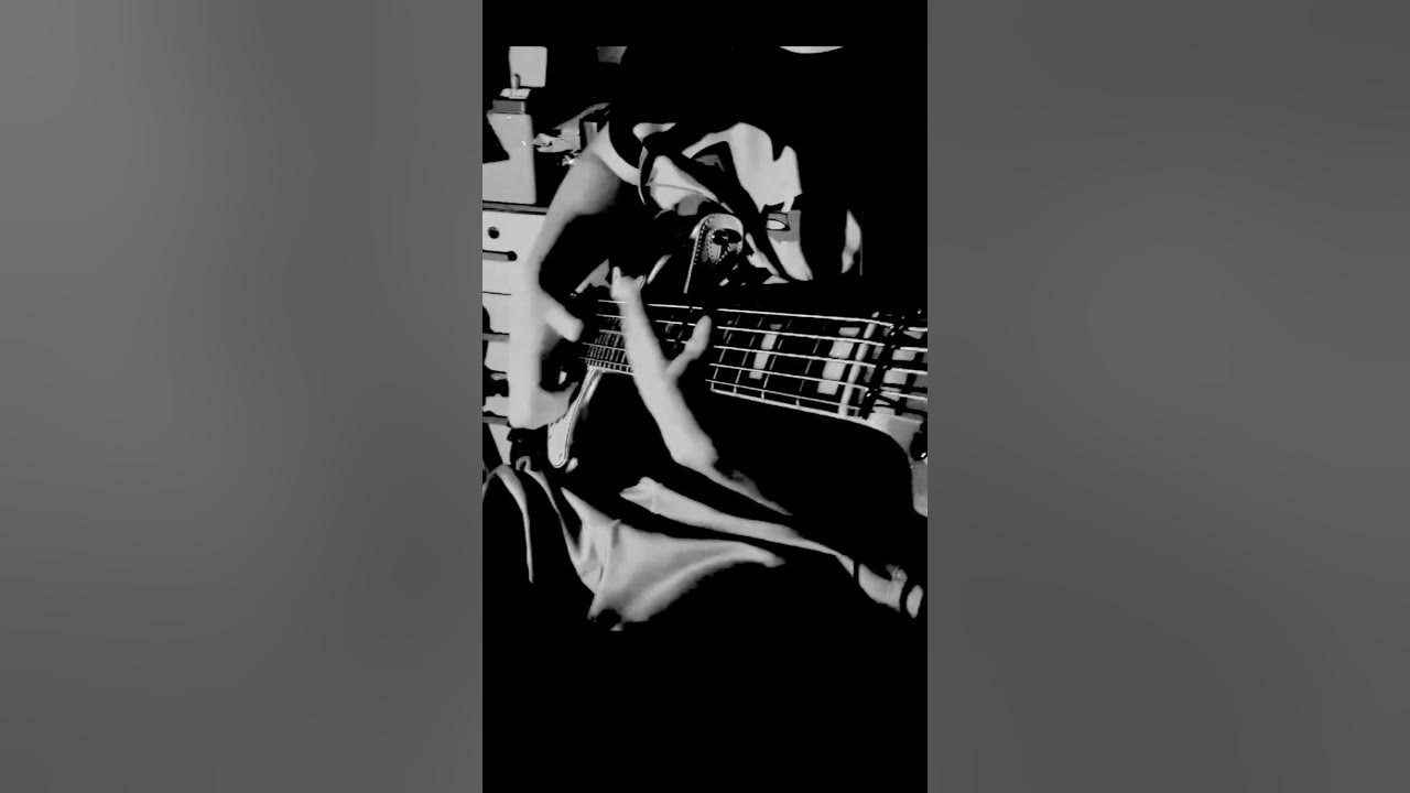 Messing with my new @DRHandmadeStringsOfficial Hi-beams🔥🔥bass strings - YouTube