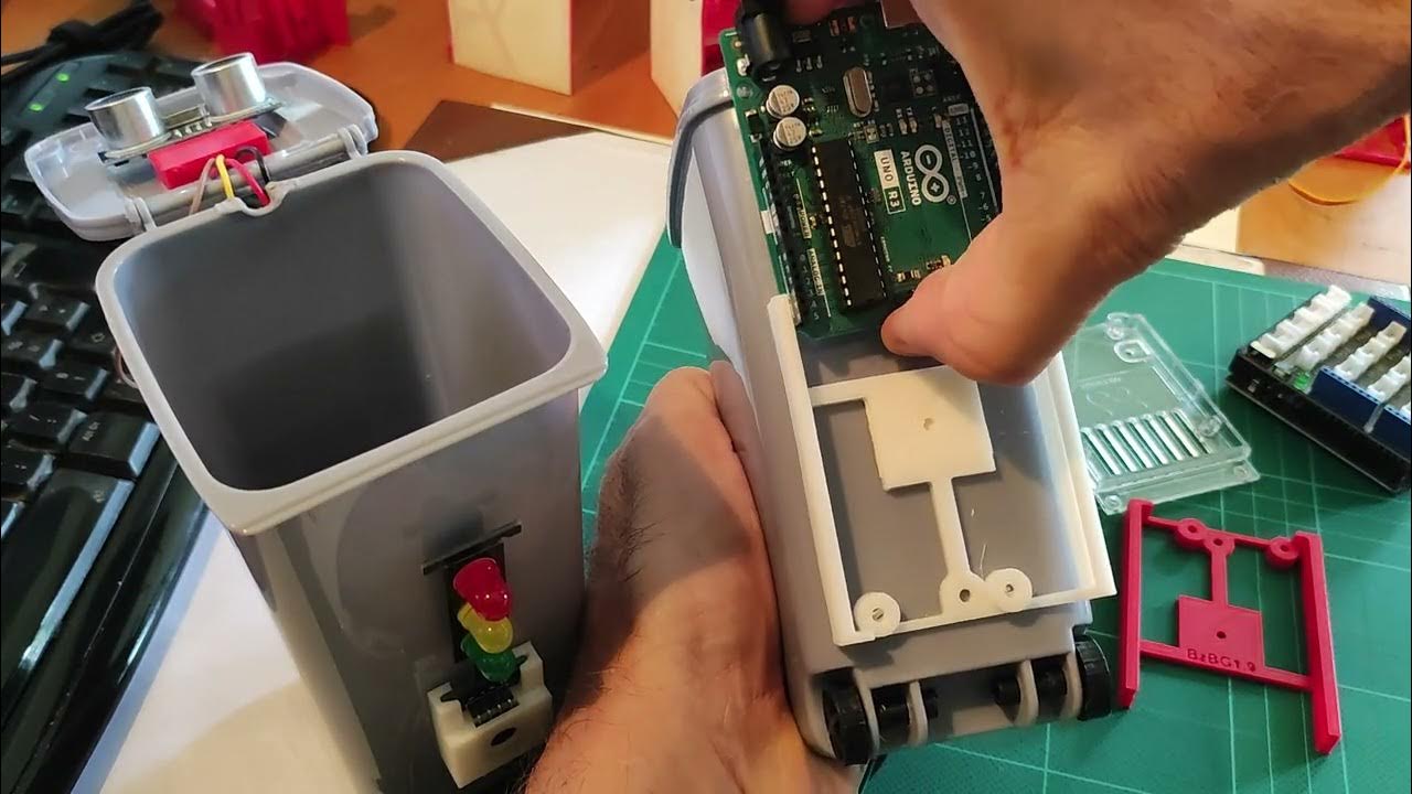 Démonstration de l'utilisation de la base Arduino à glissières - YouTube