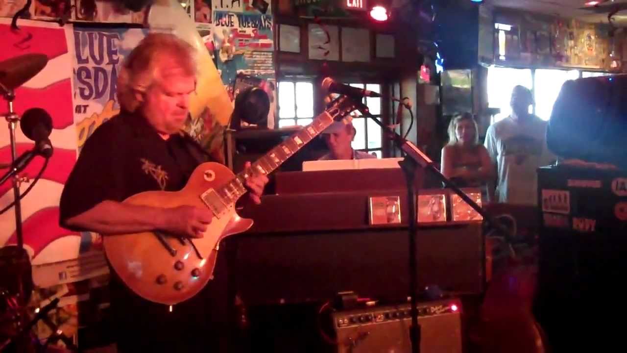 Mitch Goldstein - Live at Boston's On The Beach - YouTube