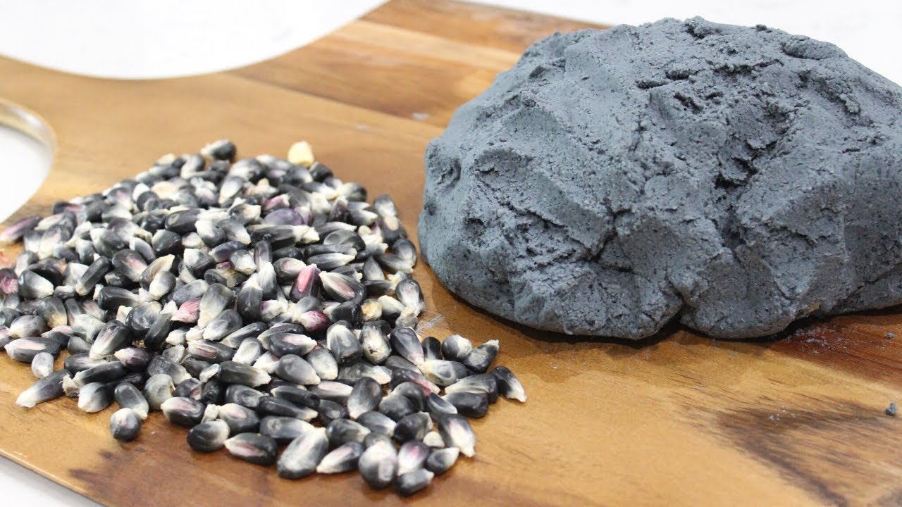 How to make masa (using nixtamalization!) - YouTube