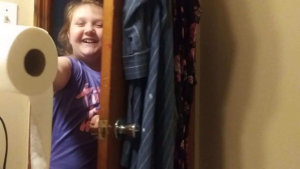 "Poop challenge" 2020 on our daughter 😂😂 - YouTube
