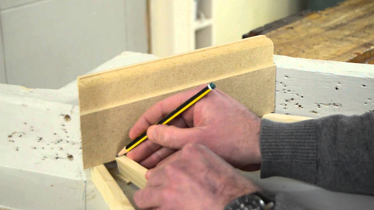 Scribing for Skirting Board - YouTube