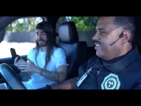 penguinz0 pulls a gun on black cop meme - YouTube