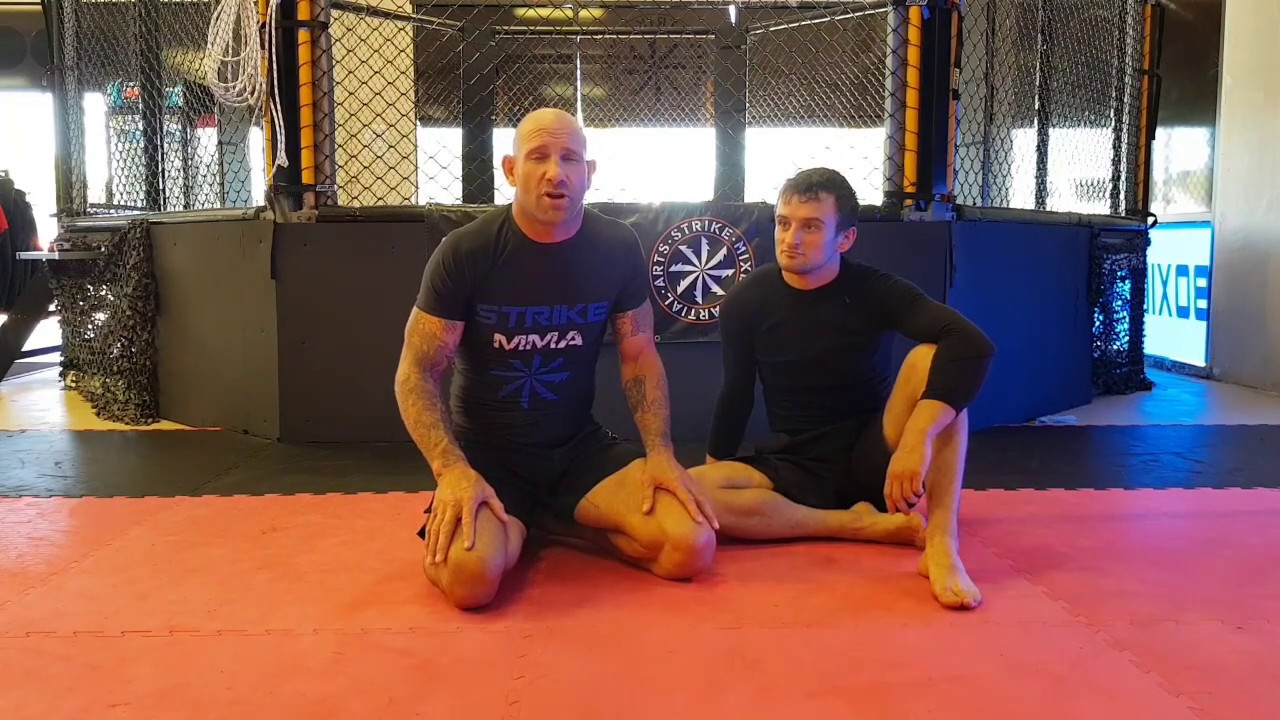 BJJ Butterfly Sweep Half Guard - YouTube