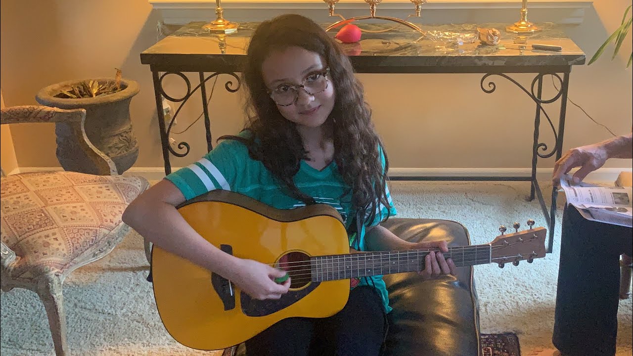 Guitar unboxing - YouTube