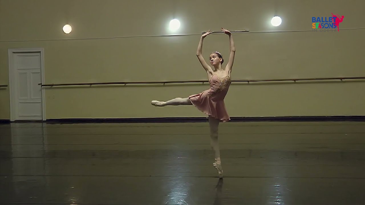 №13_Naumenko Sofia_Ukraine. Р. Дріго. Варіація з балету "Талісман" - YouTube