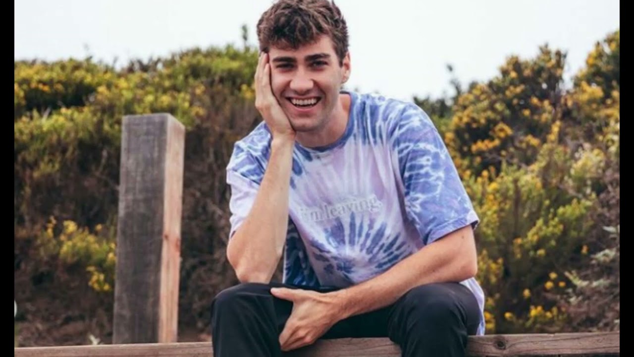 Airrack FULL outro song - YouTube