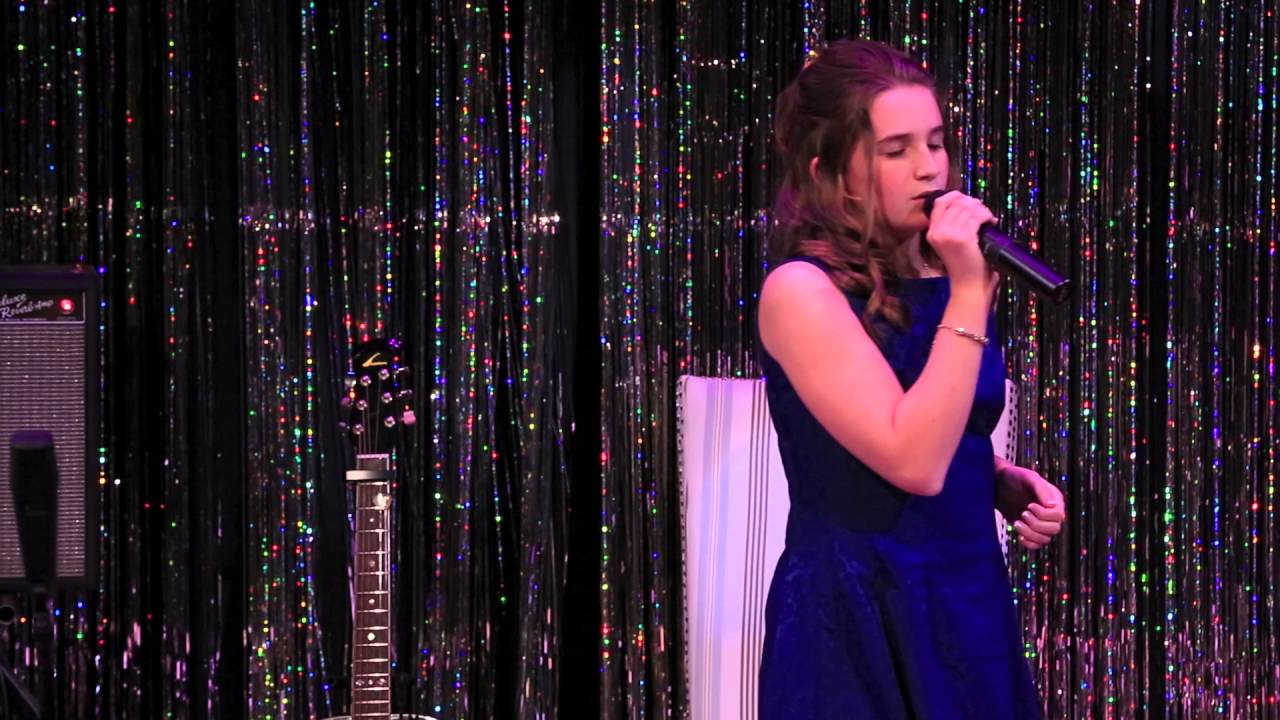 Morgan Moriarty "Somewhere over the Rainbow" - YouTube