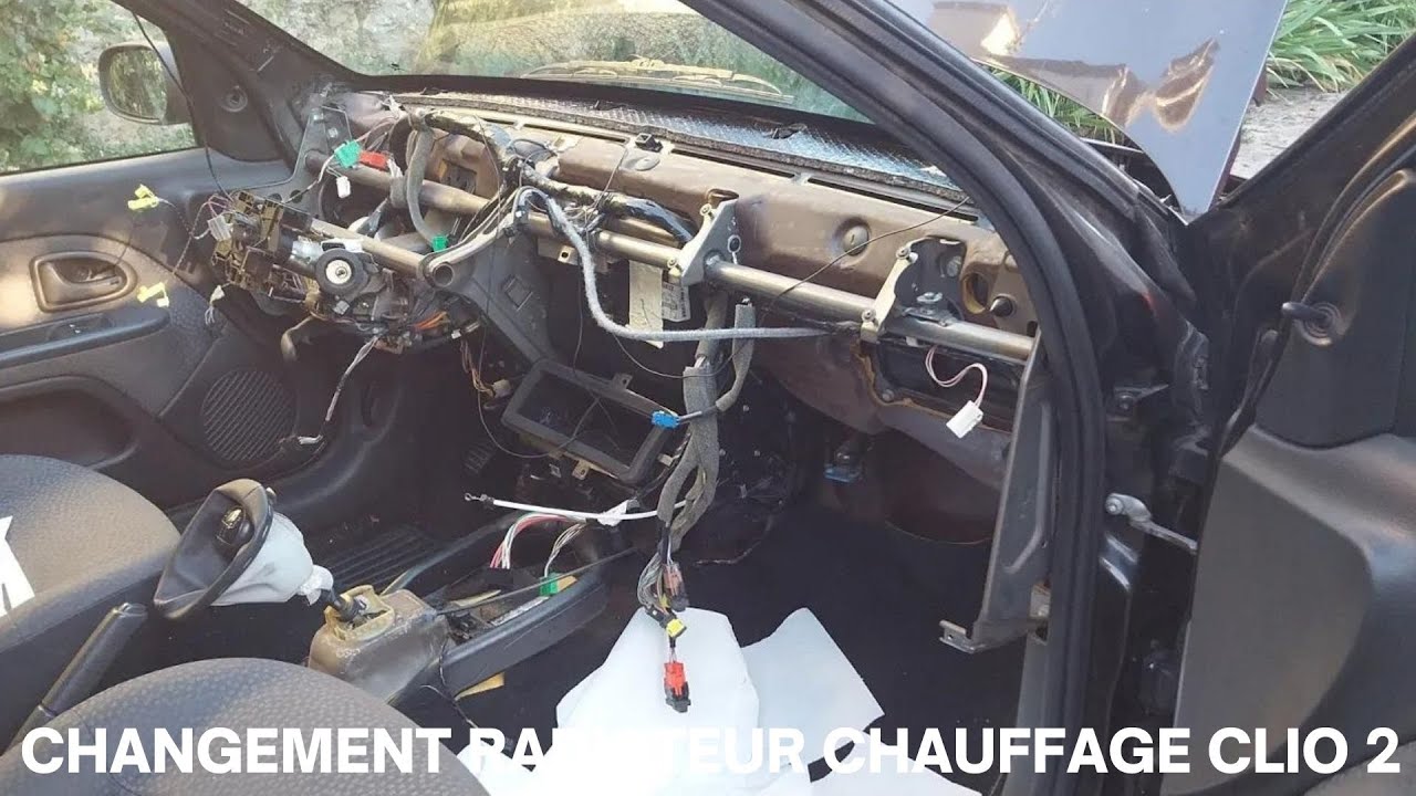 CHANGEMENT RADIATEUR DE CHAUFFAGE CLIO 2 - YouTube