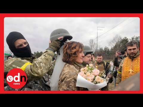 Love and War: Kyiv Fighters Marry as Russians Advance