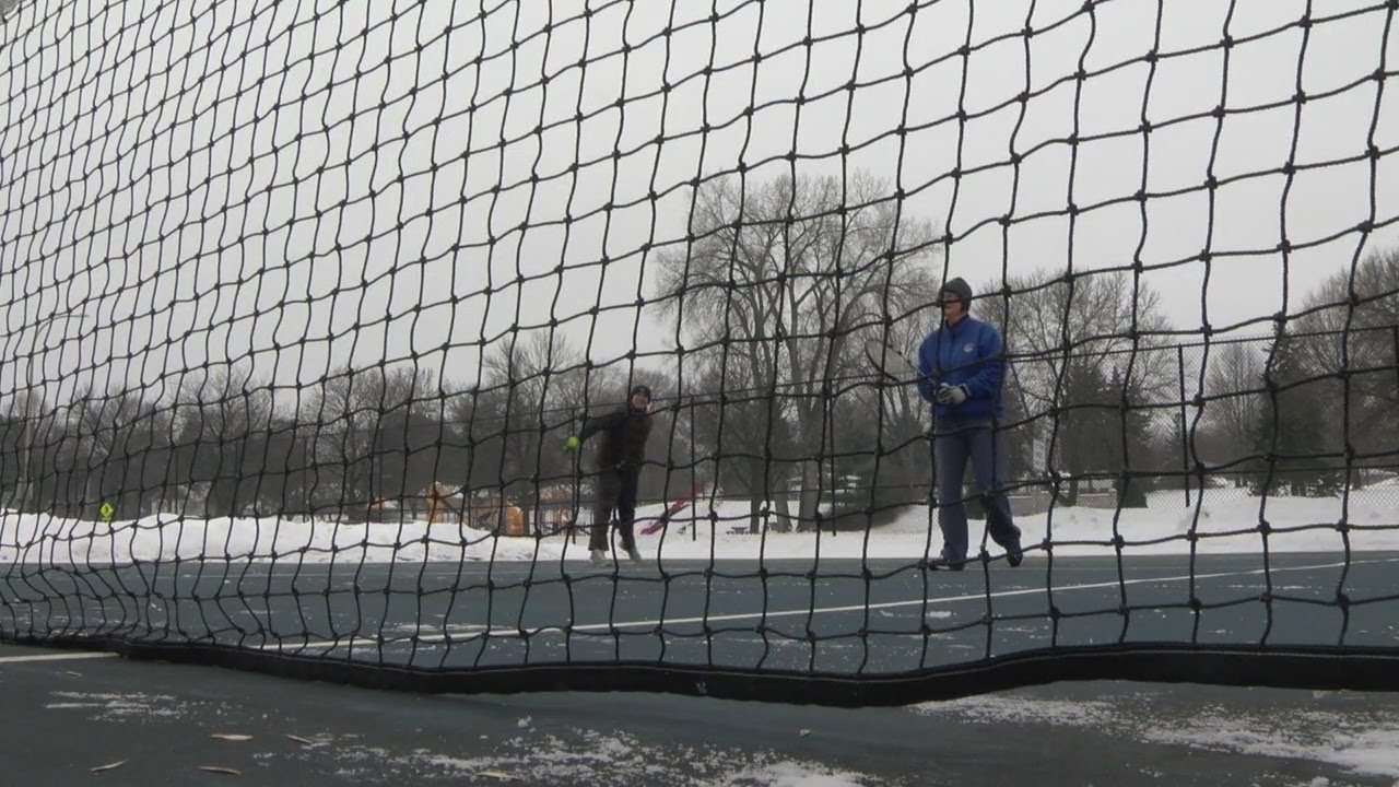 How To Play Outdoor Tennis In The Dead Of Winter - YouTube