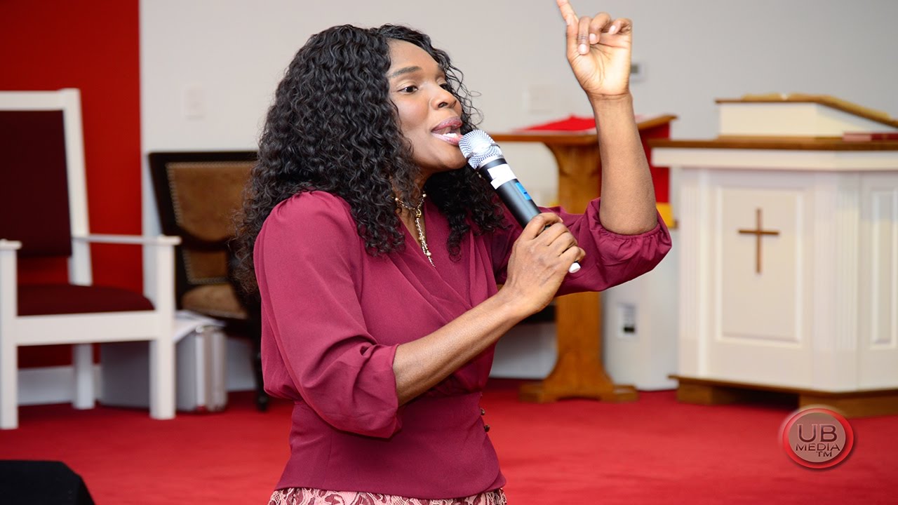 Judith Gayle Live at our Youth Sunday Thanksgiving Service 2016 - YouTube