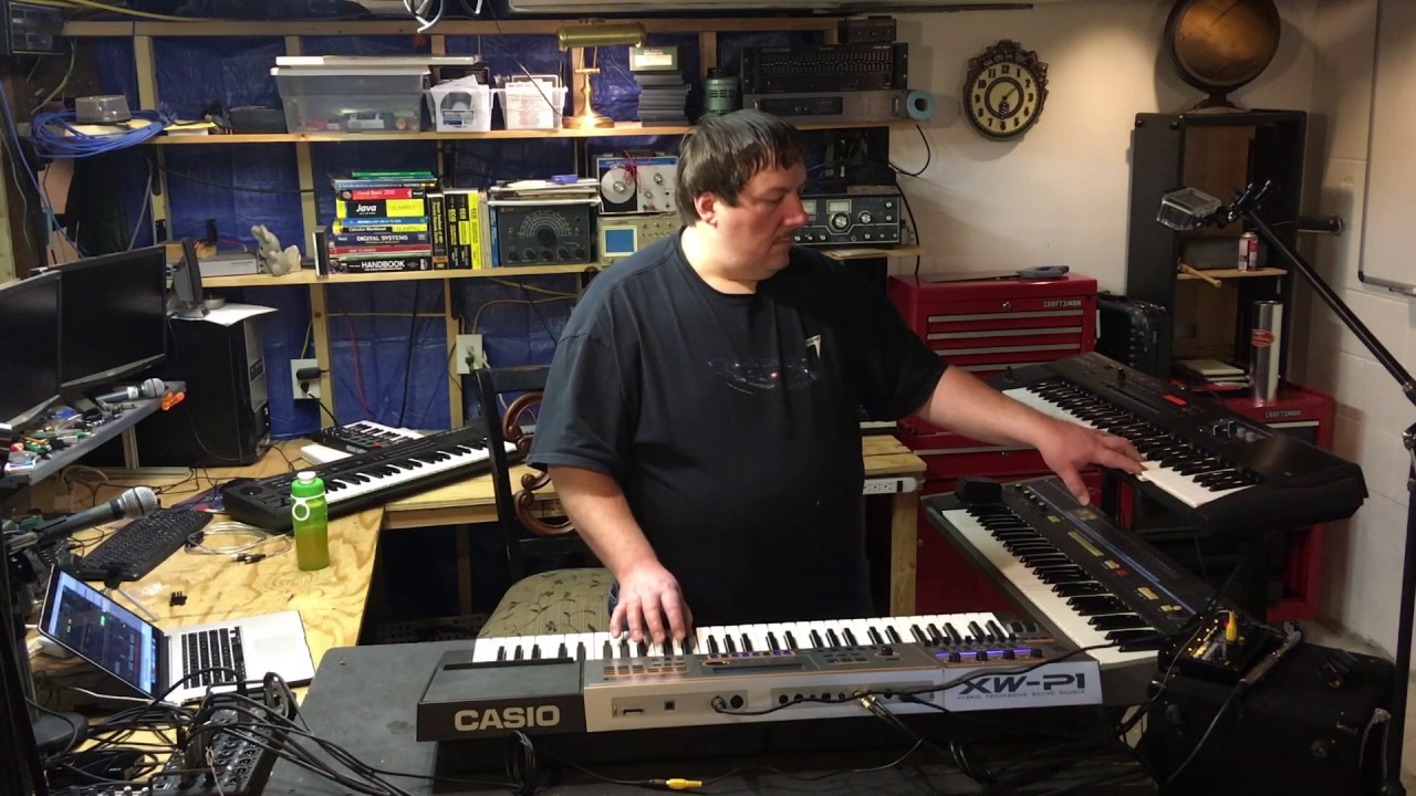 Simple Synth EDM - YouTube