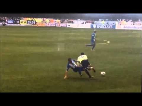 Callum McManaman tackle In Slow Motion.