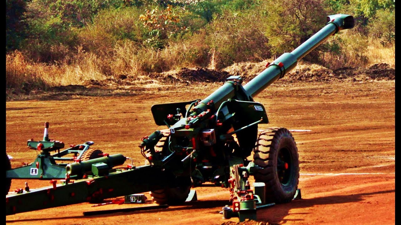 Indian Army 155mm Sharang Howitzers Live Fire - YouTube