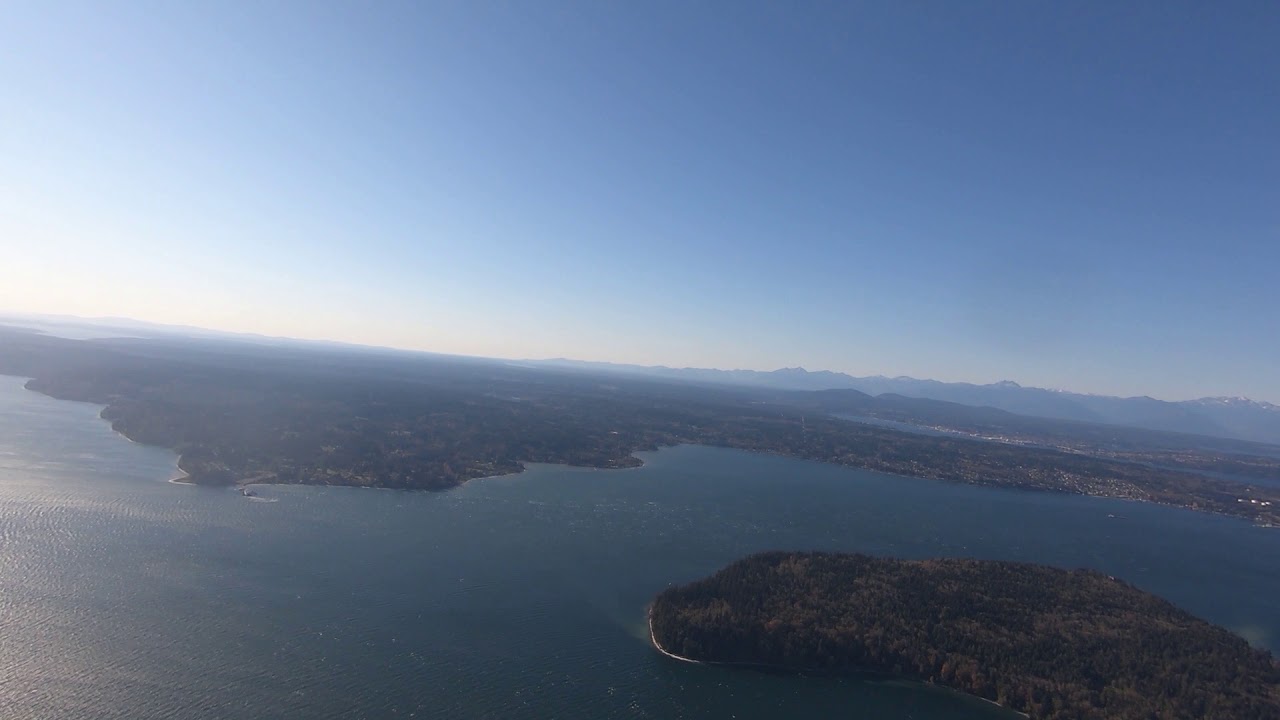 VFR Practice on a Gusty Day - YouTube