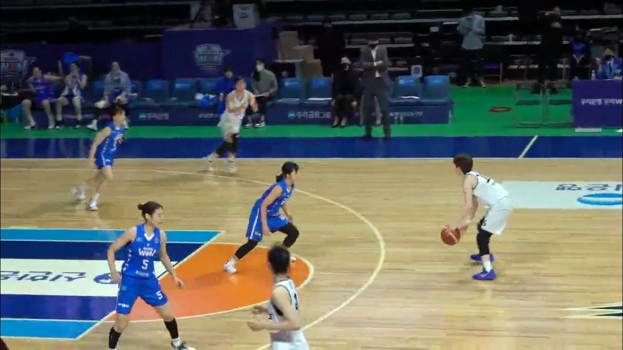 WKBL 우리은행 우리WON KB스타즈전 4Q 경기종료 Korea Pro Basketball - YouTube