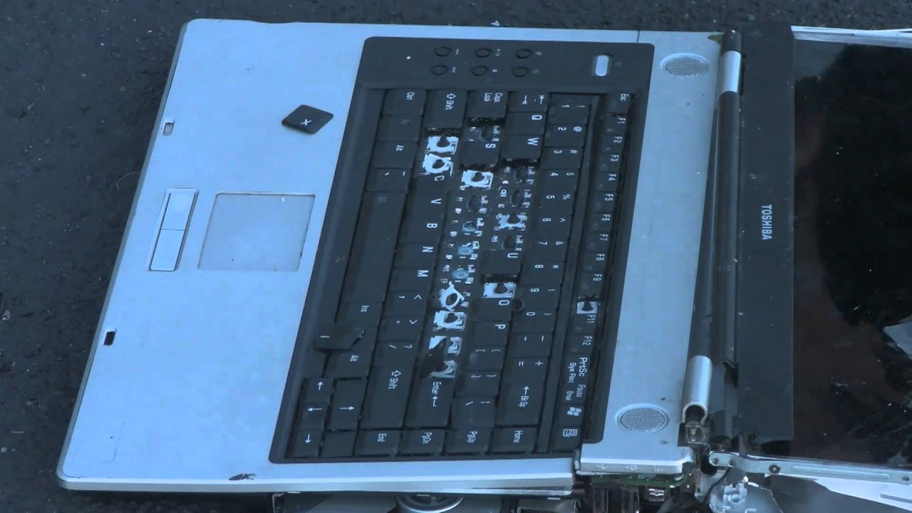 CRAZY KIDS SMASHING A LAPTOP! - YouTube