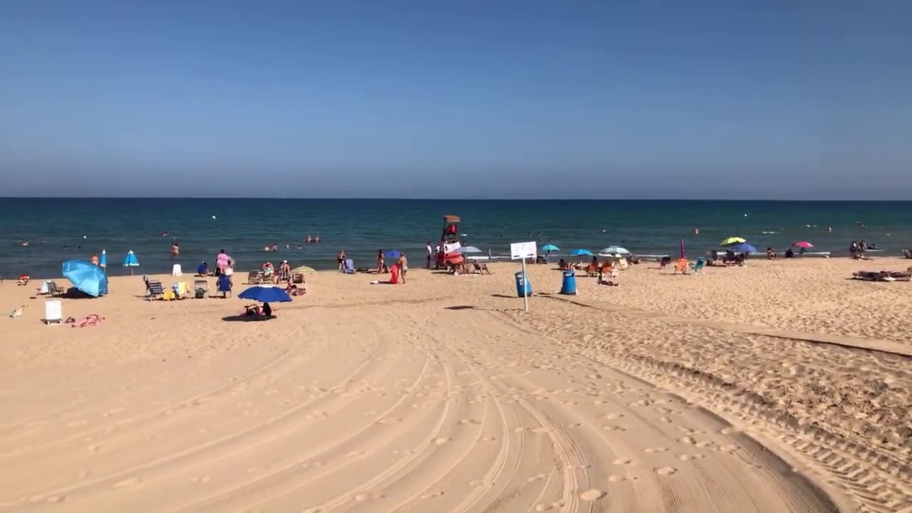 31 agosto en la playa de guardamar - YouTube