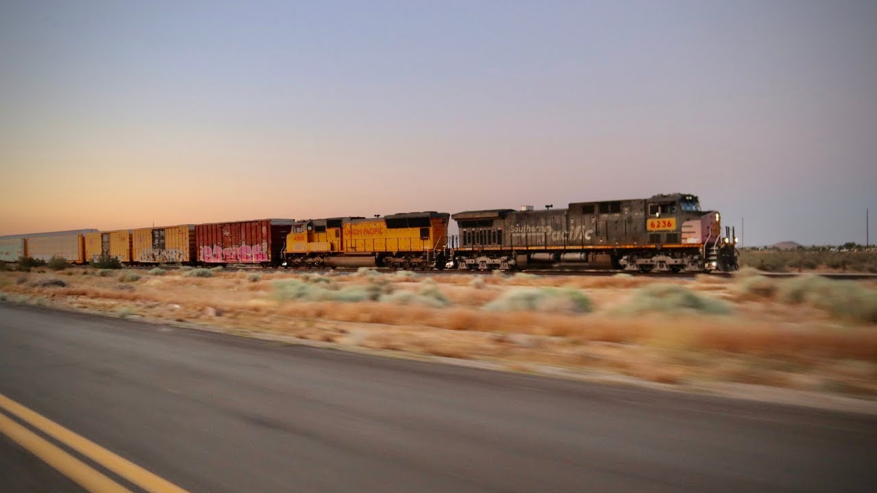 Southern Pacific in 2023! - UP 6236 Leads a Heavy Train Up the ...