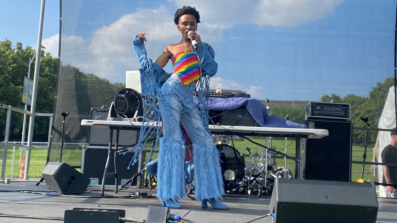 Jay Nedaj Performing At KC Pride 2025 (full performance) - YouTube