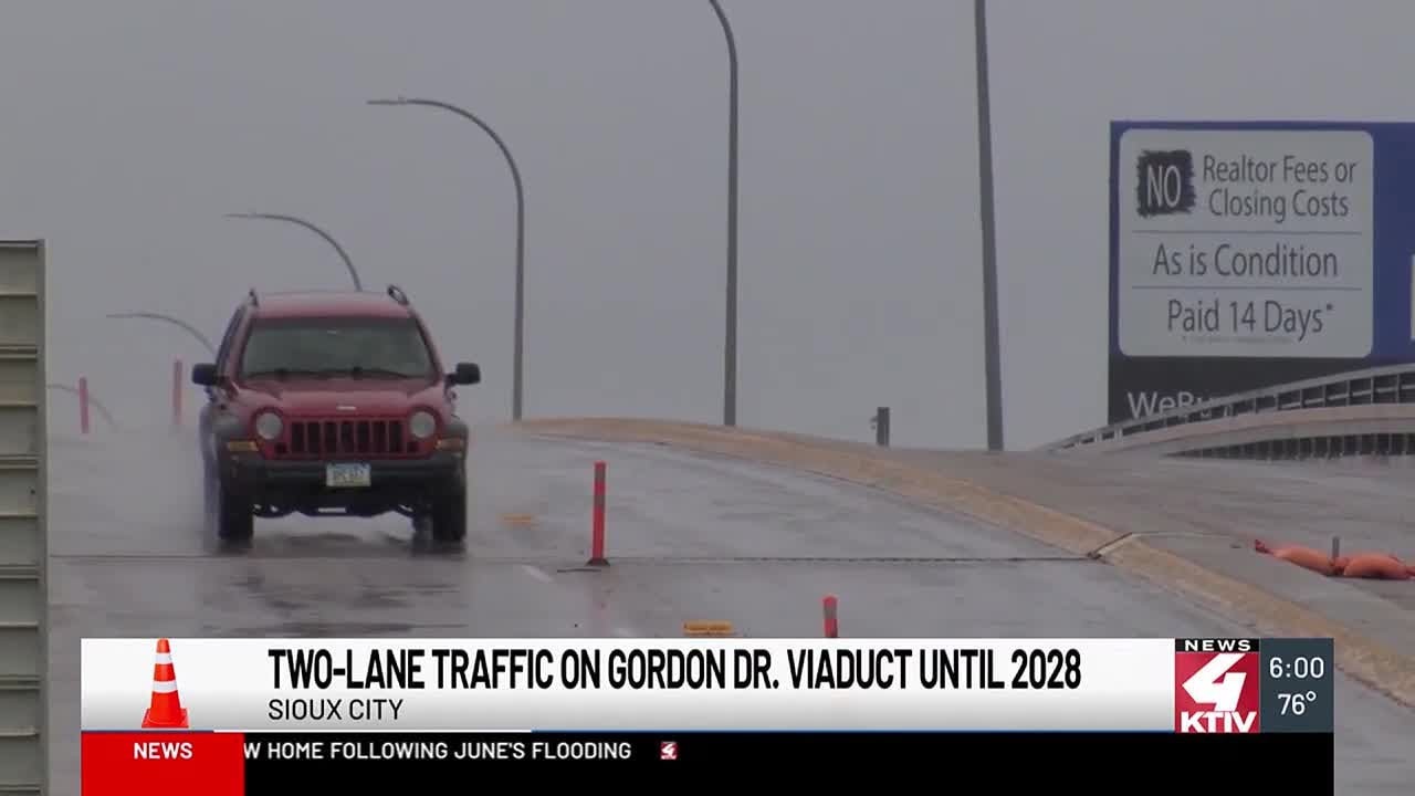 Gordon Drive Viaduct to remain two-lane until at least 2028 - YouTube