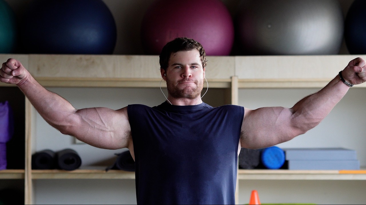 The Road To 21 Inch Arms - Day 88 - YouTube