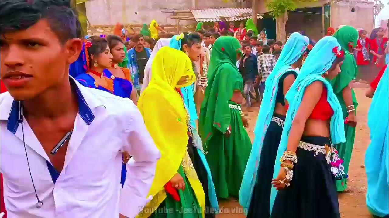 छोरी धिरी धिरी नाचे वो Singer // Piru Bhai Solanki New Aadivasi Dance Videos 2023 - YouTube