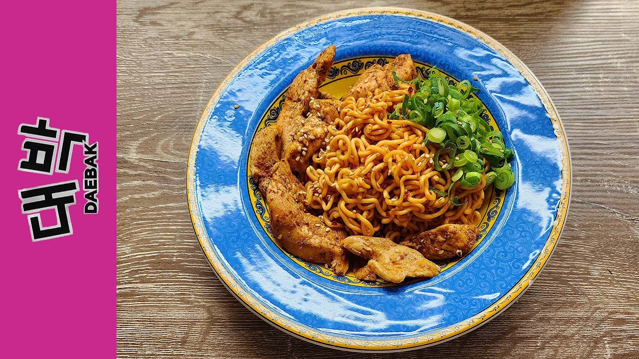 Daebak Habanero Spicy Chicken Flavour – Malaysia — Instant Noodle ...
