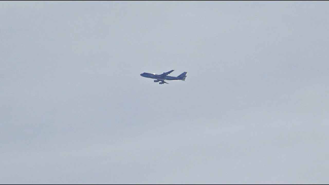 Air Force One Departing LAX Airport flight path over the ocean - YouTube